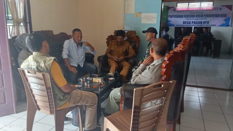 Serda Suripto Babinsa Koramil 406-04/muara Lakitan jalin ke akraban ...